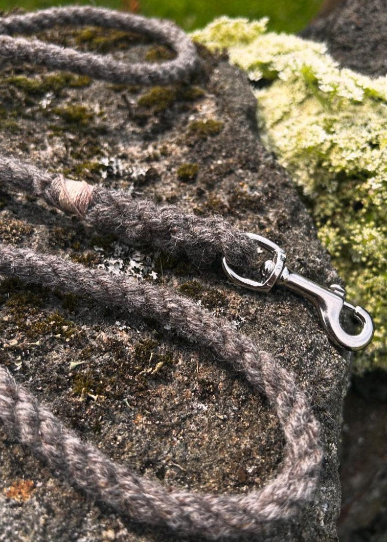 Swaledale Dog Lead - Premium 100% British Sheep Wool Craftsmanship ...